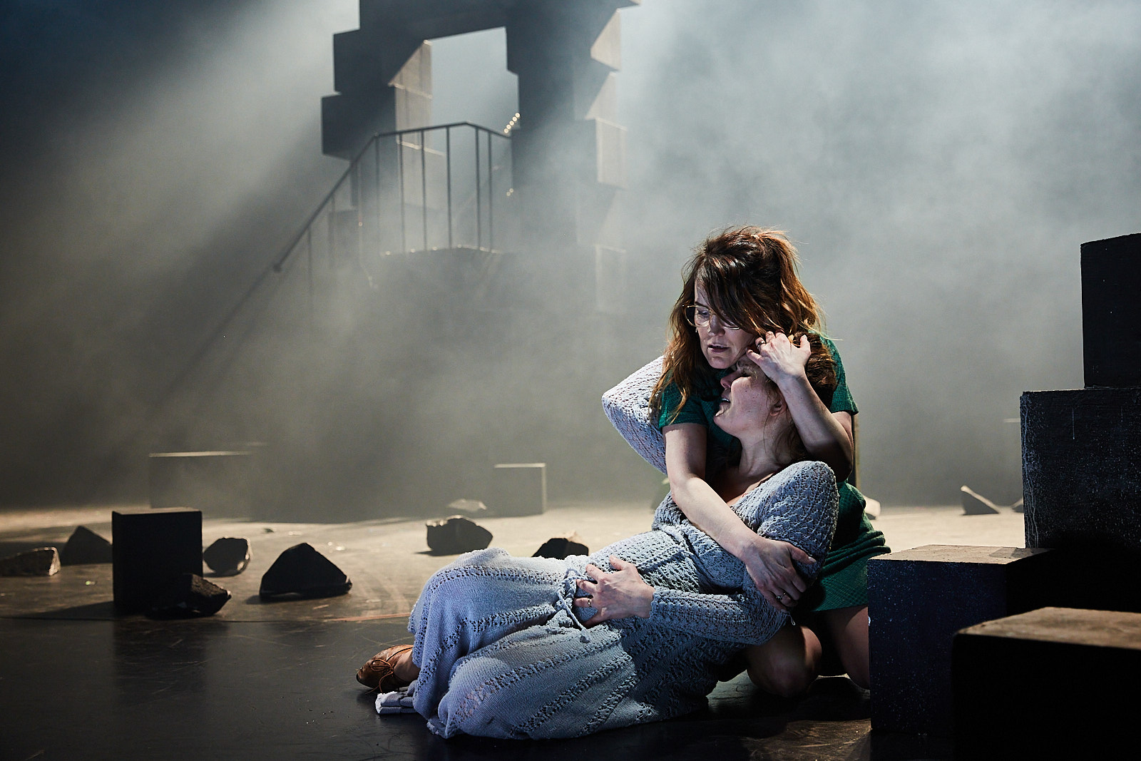 English - Þjóðleikhúsið