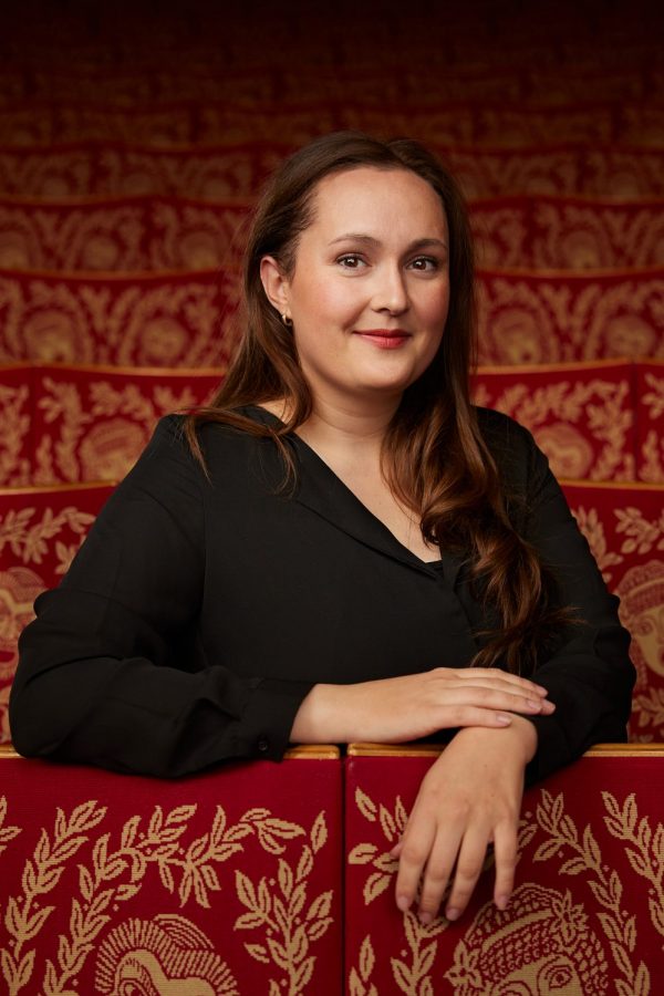 Íbúð 10B | Þjóðleikhúsið