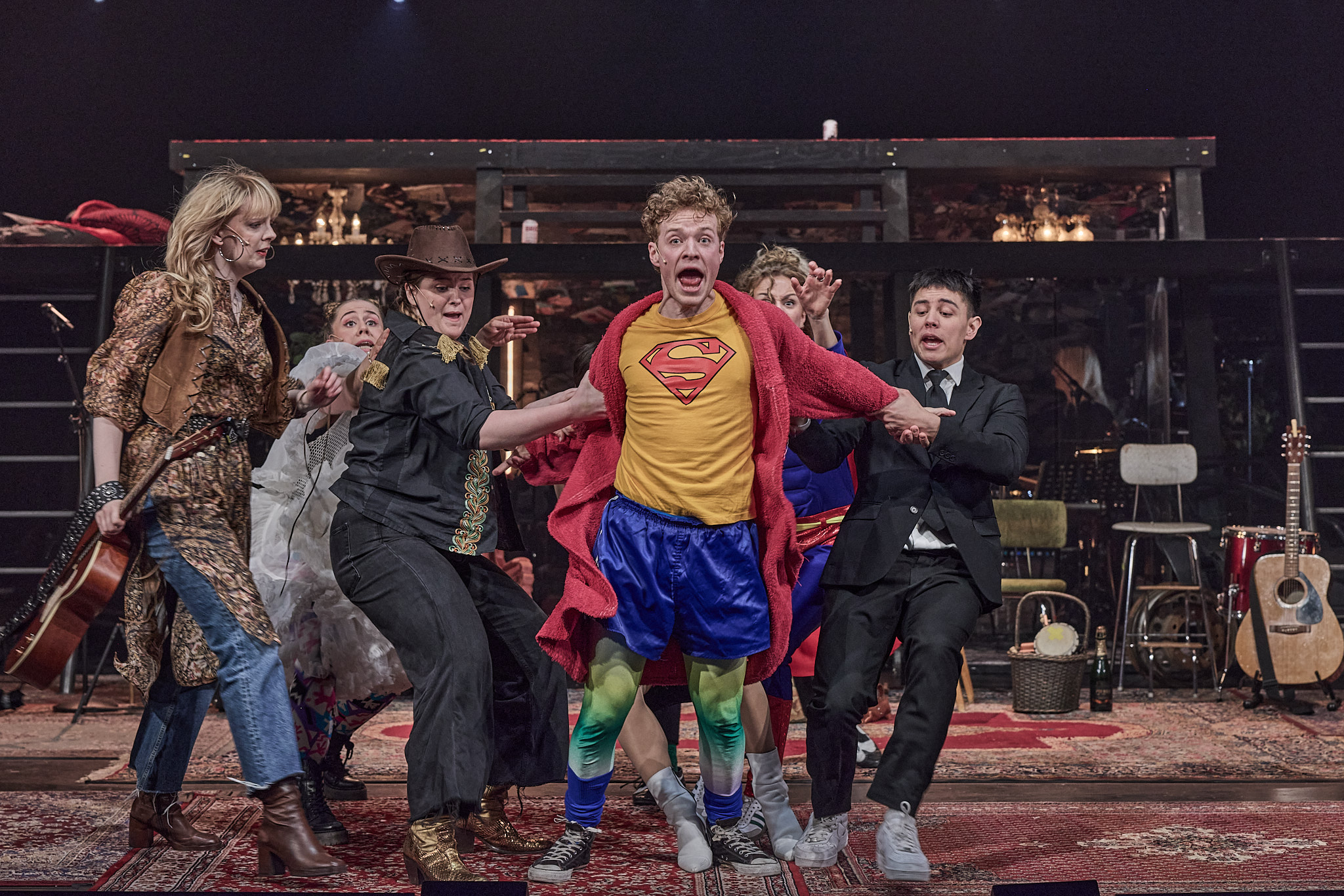 Stormur - nýr söngleikur eftir Unni Ösp og Unu Torfadóttur frumsýndur á ...